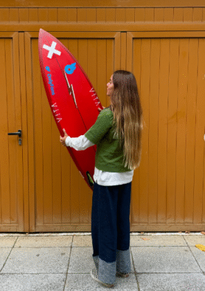 La surfista vasca Alazne Aurrekoetxea une su camino deportivo a ...